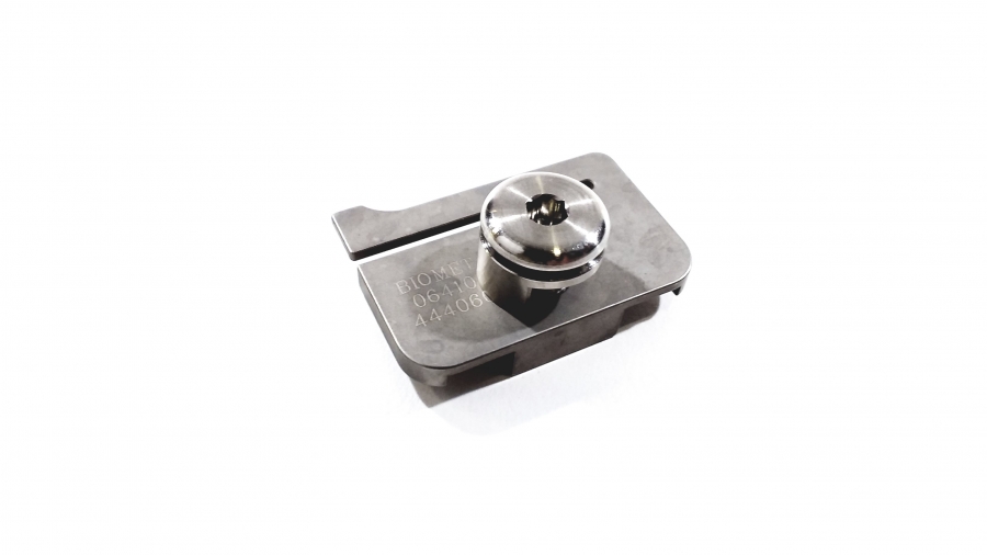 Biomet Adult Rotational T-Clamp