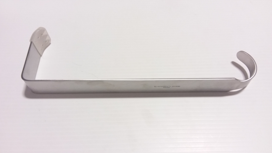 Symmetry Retractor