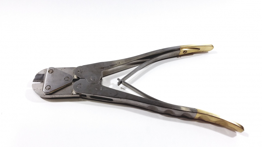 Biomet Plate Cutter